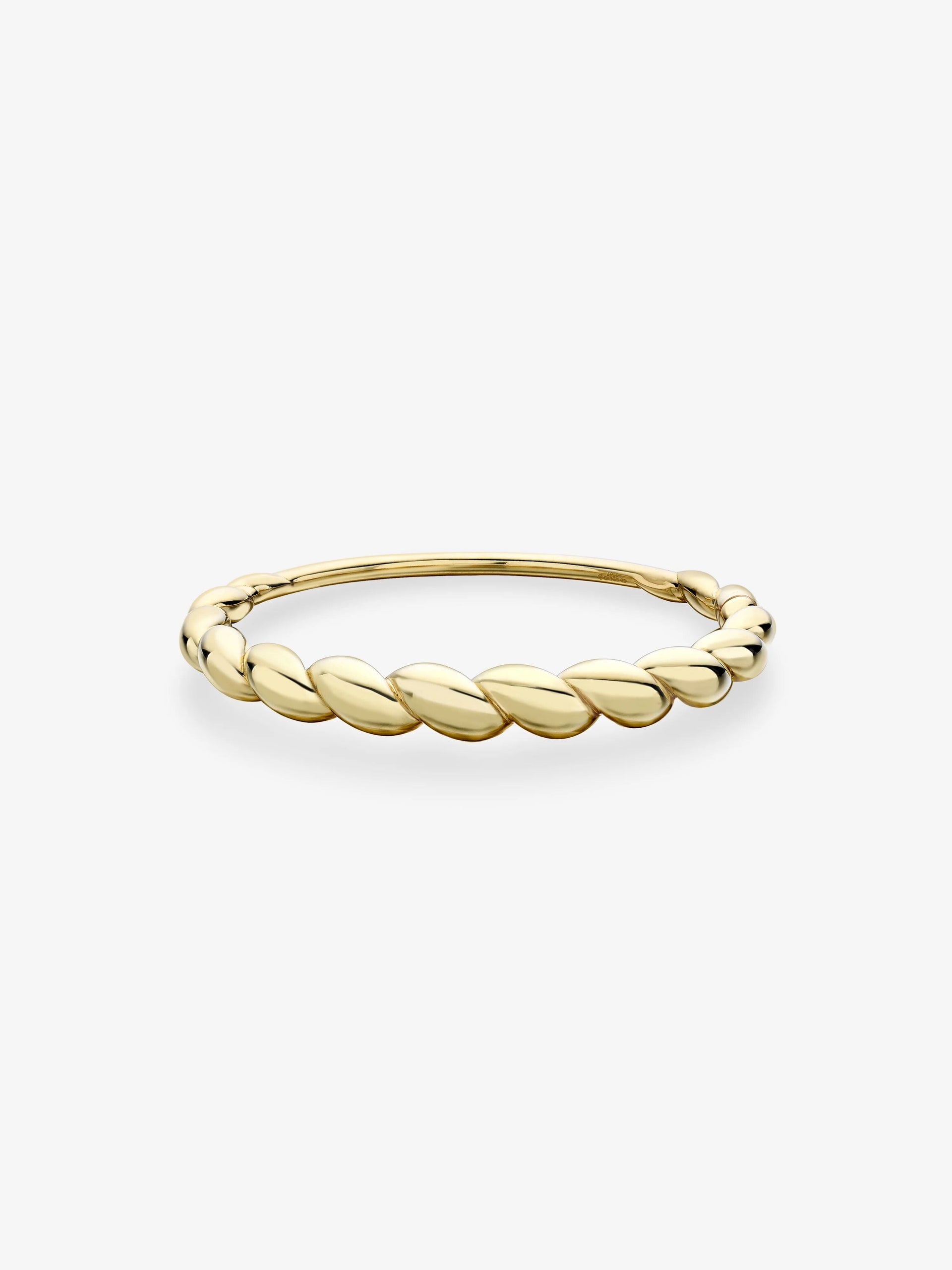 Beaches Small Yellow Gold Conch Shell Bangle – Jessica McCormack US